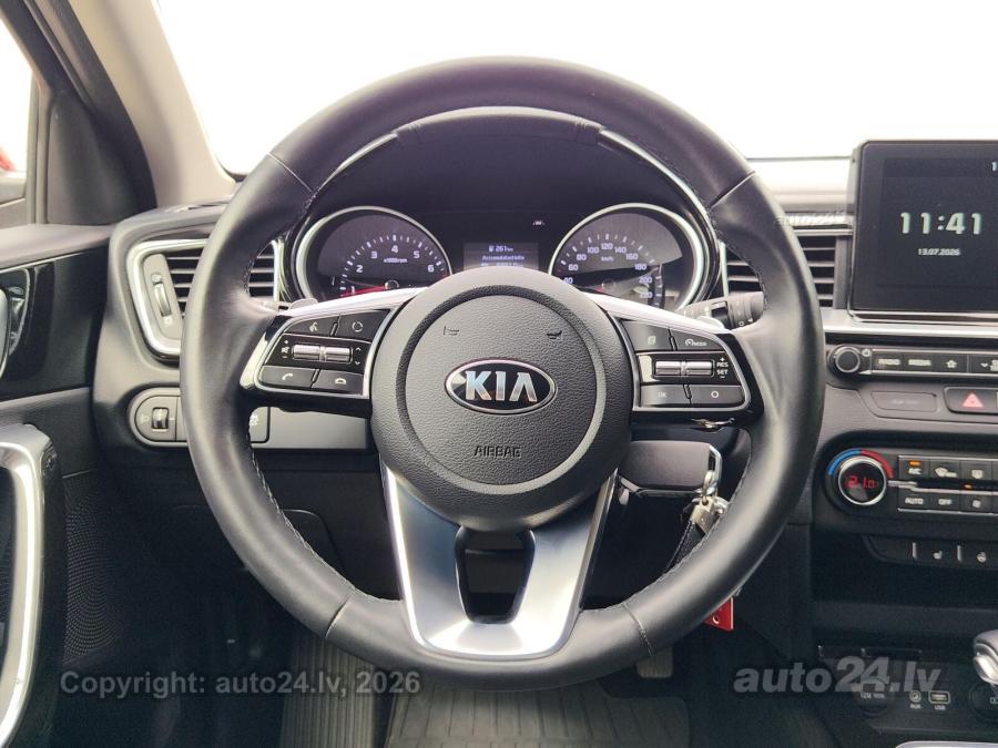 Красный Киа Сид 2019 в Таллин, объемом двигателя 1.35 л и пробегом 71 тыс. км за 12995 €, фото 13 на AUTOMOTO.COM.LV