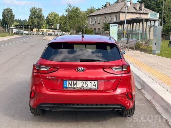 Red Kia Ceed 2020 in Riga, with an engine capacity of 1.60 L and mileage of 161 thousand km for 8900 €, photo 7 on AUTOMOTO.COM.LV