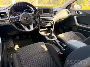 Sarkans Kia Ceed 2020 Rīga, ar dzinēja tilpumu 1.60 L un nobraukumu 161 tūkst. km par 8900 €, foto 12 vietnē AUTOMOTO.COM.LV