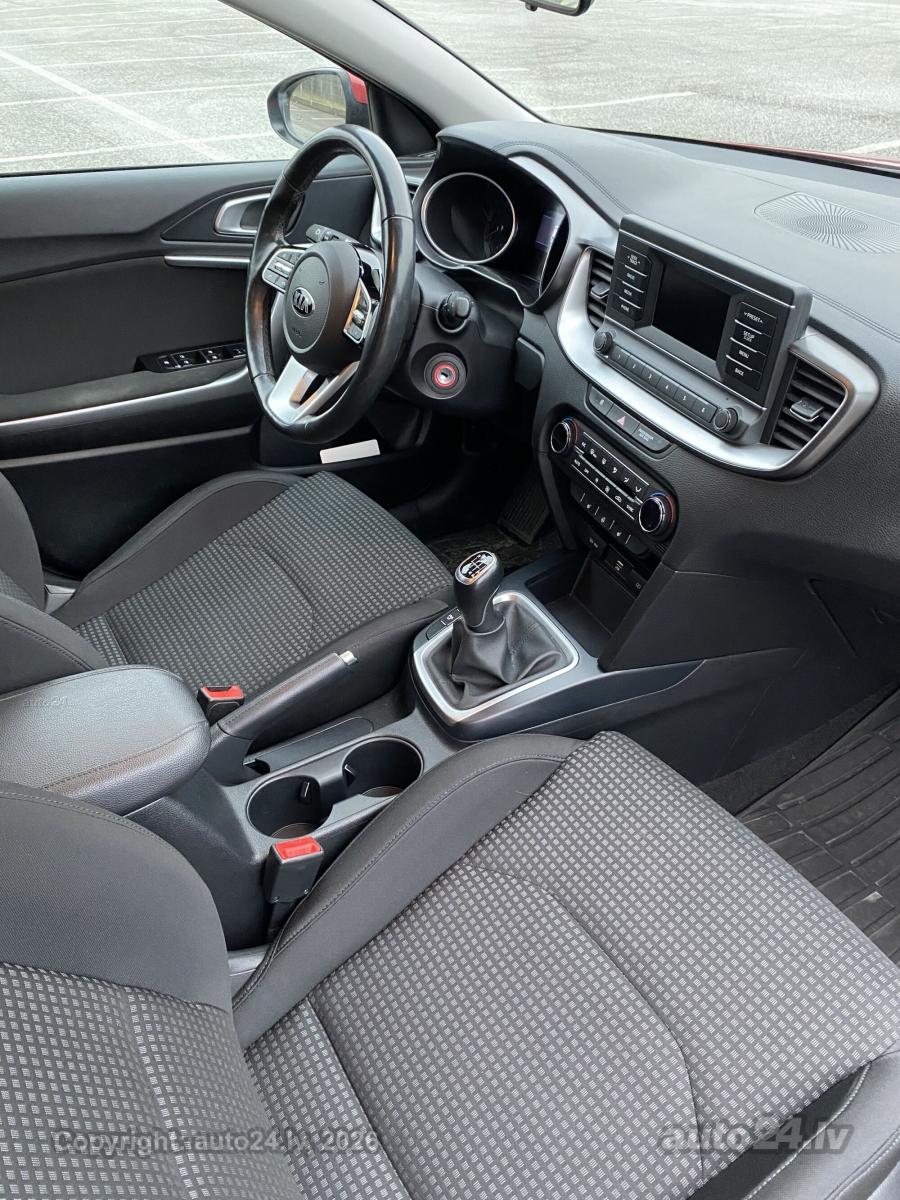 Sarkans Kia Ceed 2020 Tallina, ar dzinēja tilpumu 1.00 L un nobraukumu 66 tūkst. km par 10999 €, foto 10 vietnē AUTOMOTO.COM.LV