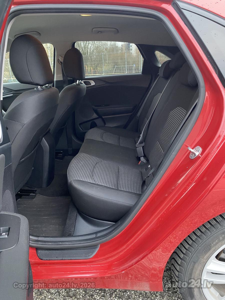 Sarkans Kia Ceed 2020 Tallina, ar dzinēja tilpumu 1.00 L un nobraukumu 66 tūkst. km par 10999 €, foto 11 vietnē AUTOMOTO.COM.LV