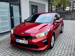 Red Kia Ceed 2020 in Riga, with an engine capacity of 1.40 L and mileage of 95 thousand km for 11500 €, photo  on AUTOMOTO.COM.LV
