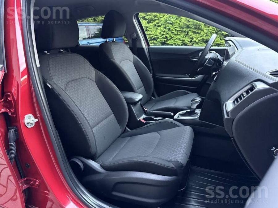 Red Kia Ceed 2020 in Riga, with an engine capacity of 1.40 L and mileage of 95 thousand km for 11500 €, photo 10 on AUTOMOTO.COM.LV