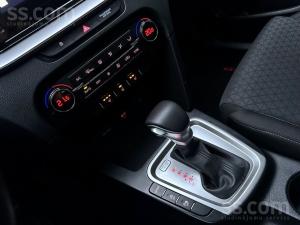 Red Kia Ceed 2020 in Riga, with an engine capacity of 1.40 L and mileage of 95 thousand km for 11500 €, photo 23 on AUTOMOTO.COM.LV