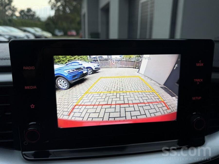 Red Kia Ceed 2020 in Riga, with an engine capacity of 1.40 L and mileage of 95 thousand km for 11500 €, photo 24 on AUTOMOTO.COM.LV