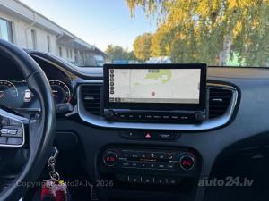 Red Kia Ceed 2020 in Tallinn, with an engine capacity of 1.40 L and mileage of 96 thousand km for 17100 €, photo 6 on AUTOMOTO.COM.LV