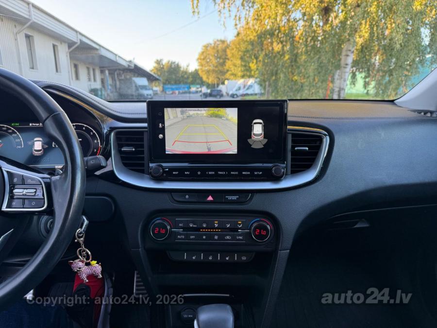 Red Kia Ceed 2020 in Tallinn, with an engine capacity of 1.40 L and mileage of 96 thousand km for 17100 €, photo 8 on AUTOMOTO.COM.LV
