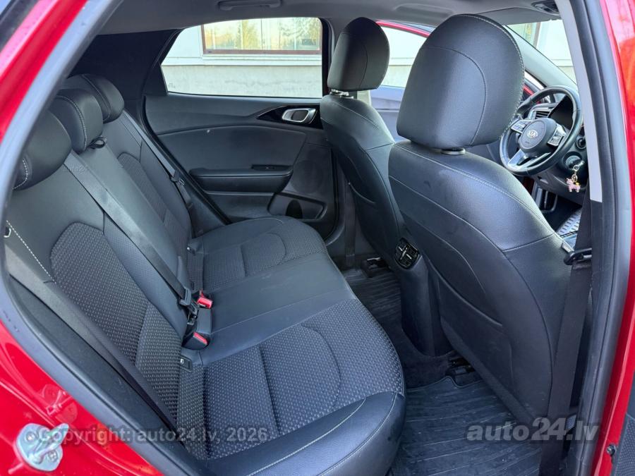 Red Kia Ceed 2020 in Tallinn, with an engine capacity of 1.40 L and mileage of 96 thousand km for 17100 €, photo 9 on AUTOMOTO.COM.LV