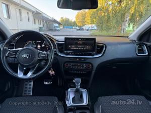 Red Kia Ceed 2020 in Tallinn, with an engine capacity of 1.40 L and mileage of 96 thousand km for 17100 €, photo 10 on AUTOMOTO.COM.LV