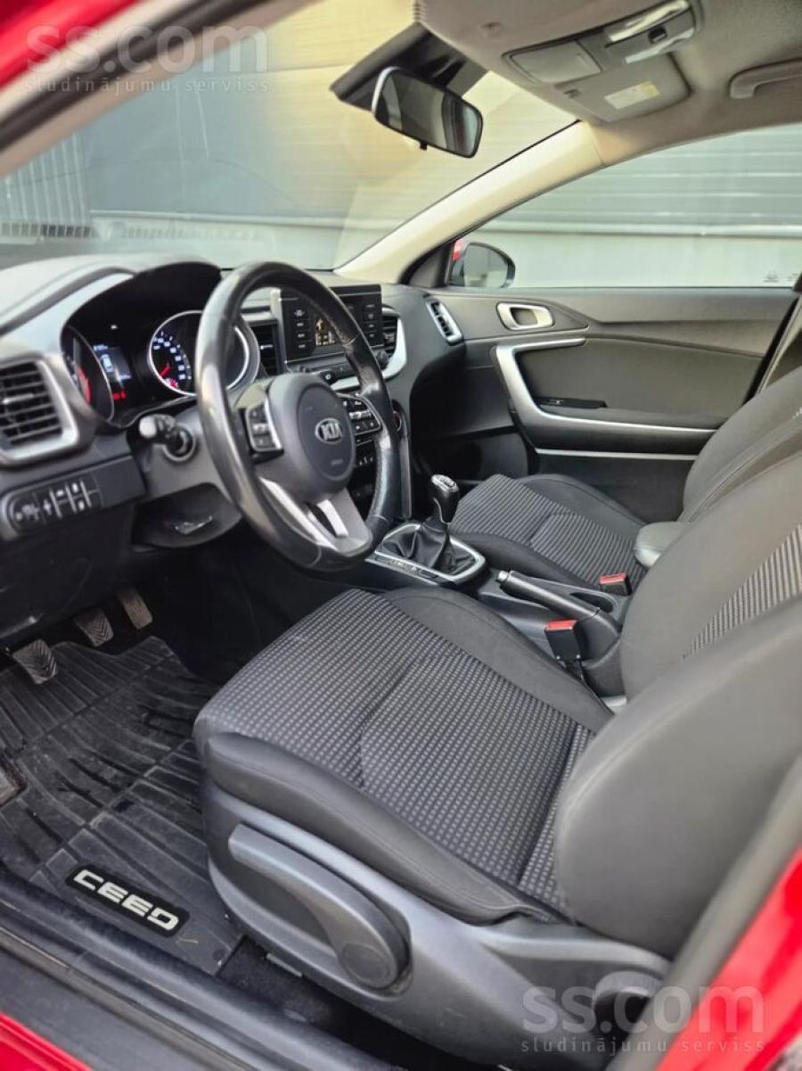 Sarkans Kia Ceed 2020 Rīga, ar dzinēja tilpumu 1.60 L un nobraukumu 165 tūkst. km par 8500 €, foto 25 vietnē AUTOMOTO.COM.LV