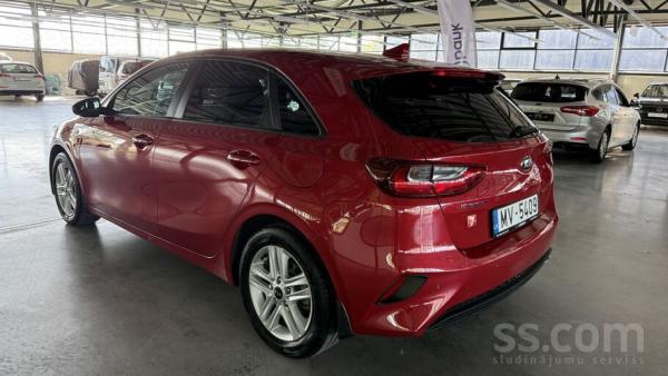 Sarkans Kia Ceed 2021 Rīga, ar dzinēja tilpumu 1.50 L un nobraukumu 74 tūkst. km par 13500 €, foto 3 vietnē AUTOMOTO.COM.LV