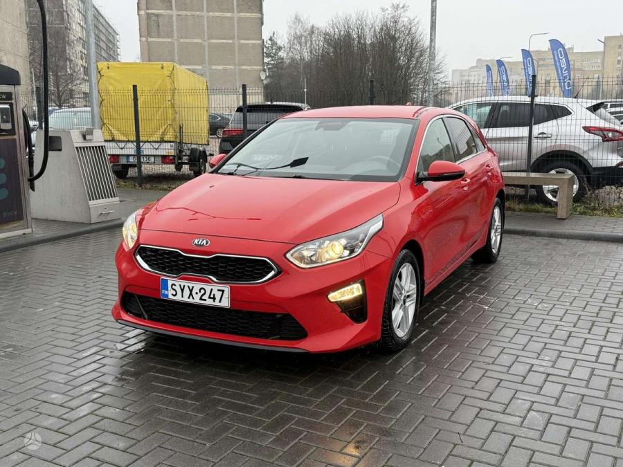 Sarkans Kia Ceed 2021 Kauņa, ar dzinēja tilpumu 1.00 L un nobraukumu 75 tūkst. km par 11448 €, foto 1 vietnē AUTOMOTO.COM.LV