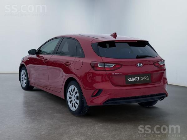 Red Kia Ceed 2021 in Riga, with an engine capacity of 1.00 L and mileage of 79 thousand km for 9650 €, photo 3 on AUTOMOTO.COM.LV