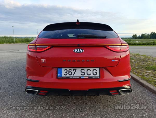 Sarkans Kia Ceed 2021 Veru, ar dzinēja tilpumu 1.60 L un nobraukumu 77 tūkst. km par 19700 €, foto 2 vietnē AUTOMOTO.COM.LV
