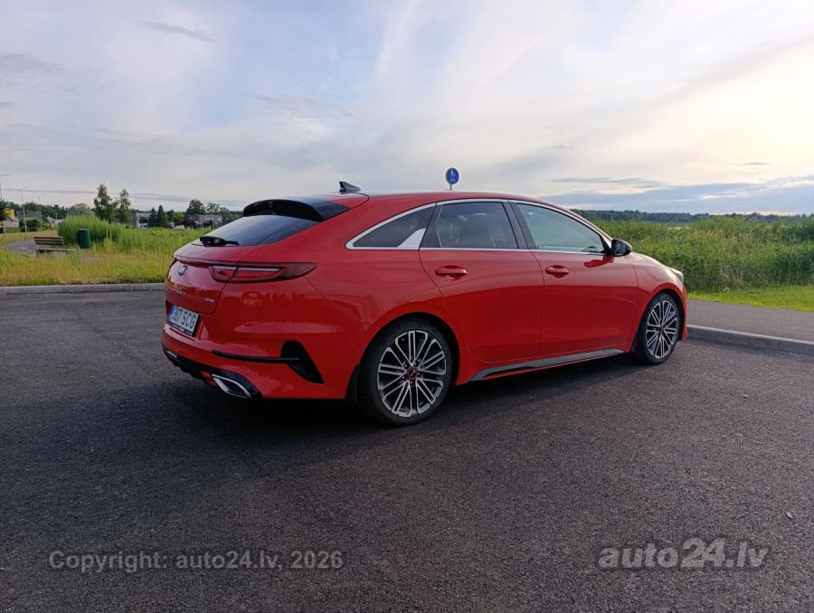 Sarkans Kia Ceed 2021 Veru, ar dzinēja tilpumu 1.60 L un nobraukumu 77 tūkst. km par 19700 €, foto 5 vietnē AUTOMOTO.COM.LV