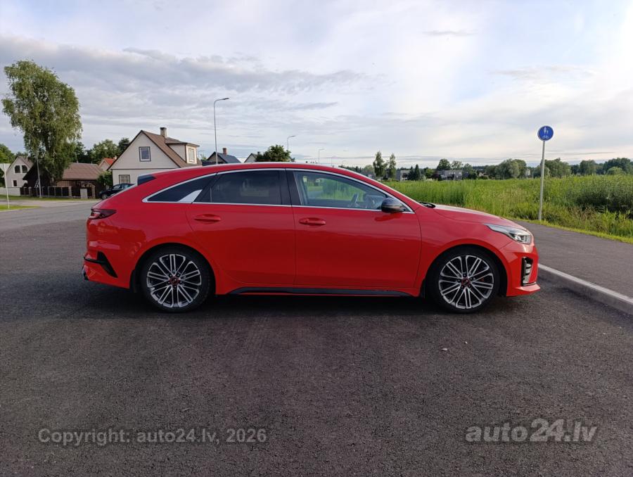 Sarkans Kia Ceed 2021 Veru, ar dzinēja tilpumu 1.60 L un nobraukumu 77 tūkst. km par 19700 €, foto 6 vietnē AUTOMOTO.COM.LV