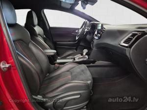 Red Kia Ceed 2021 in Tallinn, with an engine capacity of 1.60 L and mileage of 85 thousand km for 20490 €, photo 7 on AUTOMOTO.COM.LV
