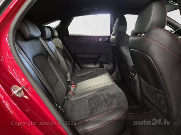 Kia Ceed 2021 Tallina vietnē Sarkans Kia Ceed 2021 Tallina, ar dzinēja tilpumu 1.60 L un nobraukumu 85 tūkst. km par 20490 €, foto 8 vietnē AUTOMOTO.COM.LV