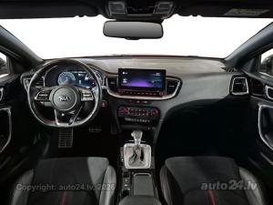 Red Kia Ceed 2021 in Tallinn, with an engine capacity of 1.60 L and mileage of 85 thousand km for 20490 €, photo 9 on AUTOMOTO.COM.LV