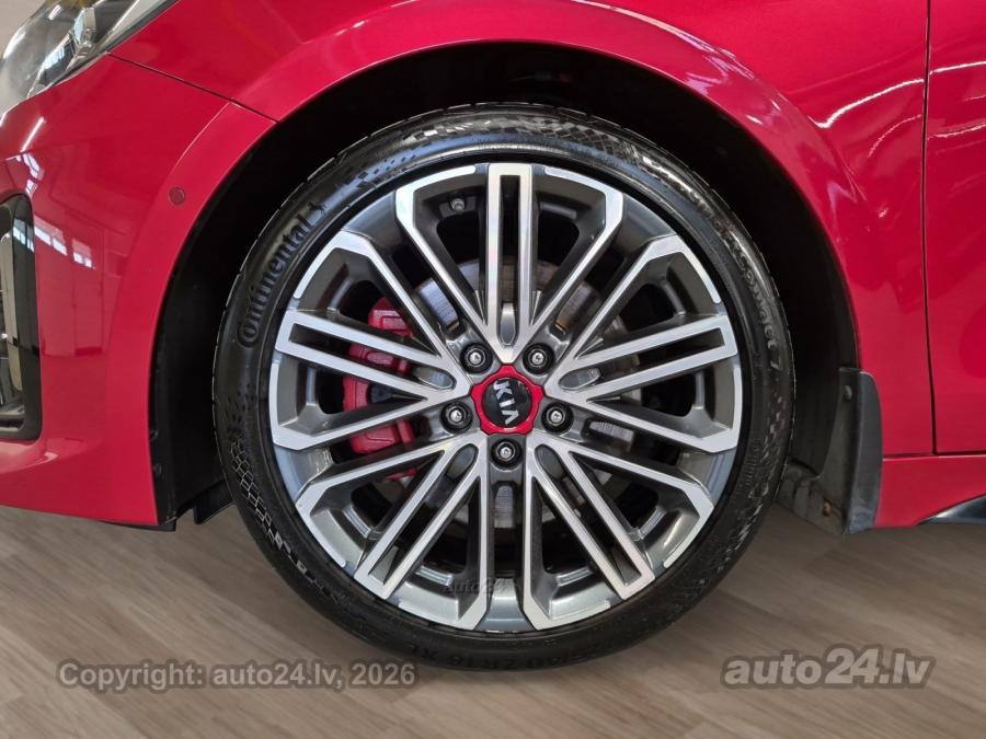 Red Kia Ceed 2021 in Tallinn, with an engine capacity of 1.60 L and mileage of 85 thousand km for 20490 €, photo 16 on AUTOMOTO.COM.LV