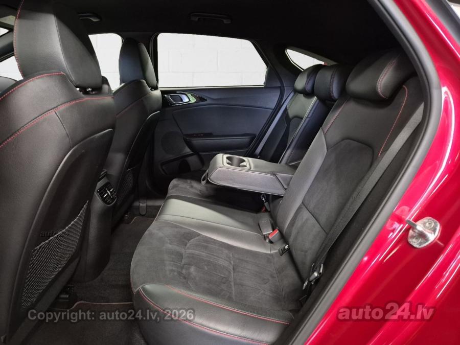 Red Kia Ceed 2021 in Tallinn, with an engine capacity of 1.60 L and mileage of 85 thousand km for 20490 €, photo 20 on AUTOMOTO.COM.LV