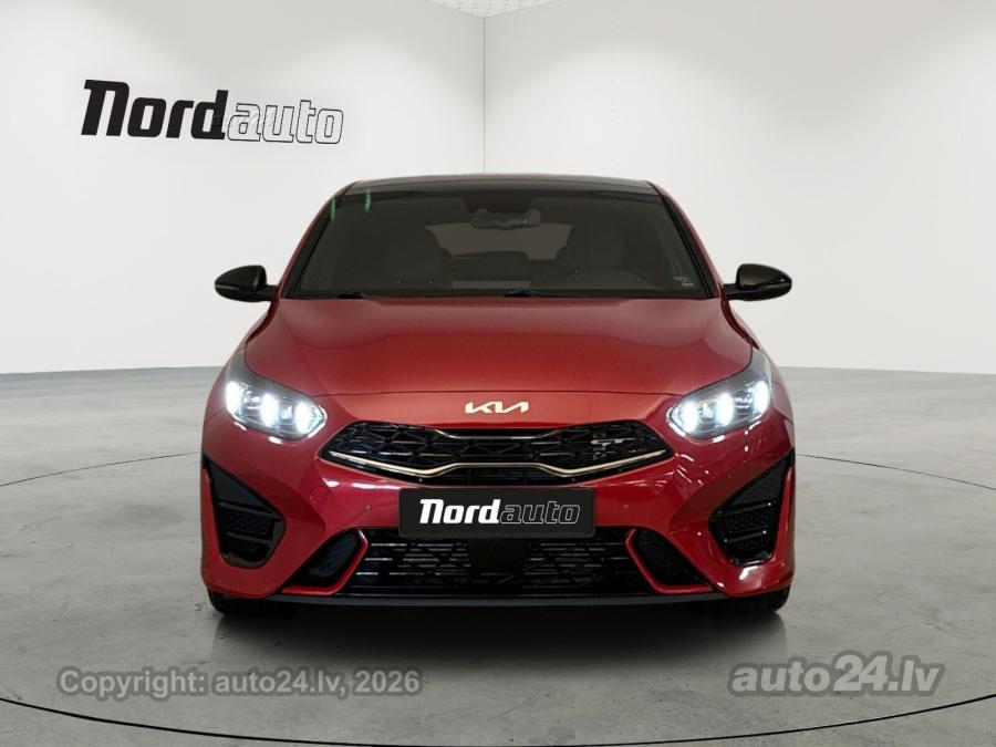 Red Kia Ceed 2022 in Tallinn, with an engine capacity of 1.60 L and mileage of 55 thousand km for 23490 €, photo 4 on AUTOMOTO.COM.LV