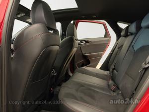 Red Kia Ceed 2022 in Tallinn, with an engine capacity of 1.60 L and mileage of 55 thousand km for 23490 €, photo 7 on AUTOMOTO.COM.LV