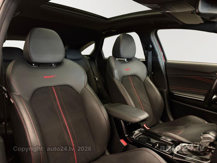 Red Kia Ceed 2022 in Tallinn, with an engine capacity of 1.60 L and mileage of 55 thousand km for 23490 €, photo 10 on AUTOMOTO.COM.LV