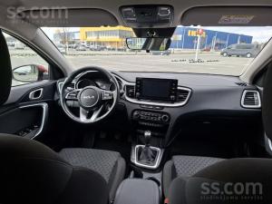 Красный Киа Сид 2023 в Рига, объемом двигателя 1.50 л и пробегом 19 тыс. км за 16500 €, фото 6 на AUTOMOTO.COM.LV