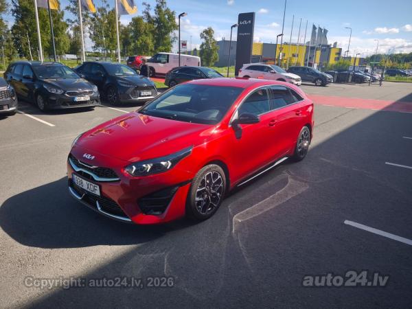 Red Kia Ceed 2023 in Tallinn, with an engine capacity of 1.50 L and mileage of 38 thousand km for 22800 €, photo 3 on AUTOMOTO.COM.LV