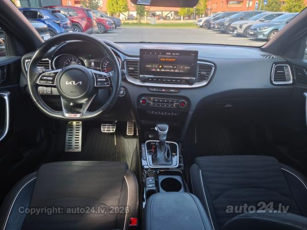 Red Kia Ceed 2023 in Tallinn, with an engine capacity of 1.50 L and mileage of 38 thousand km for 22800 €, photo 7 on AUTOMOTO.COM.LV