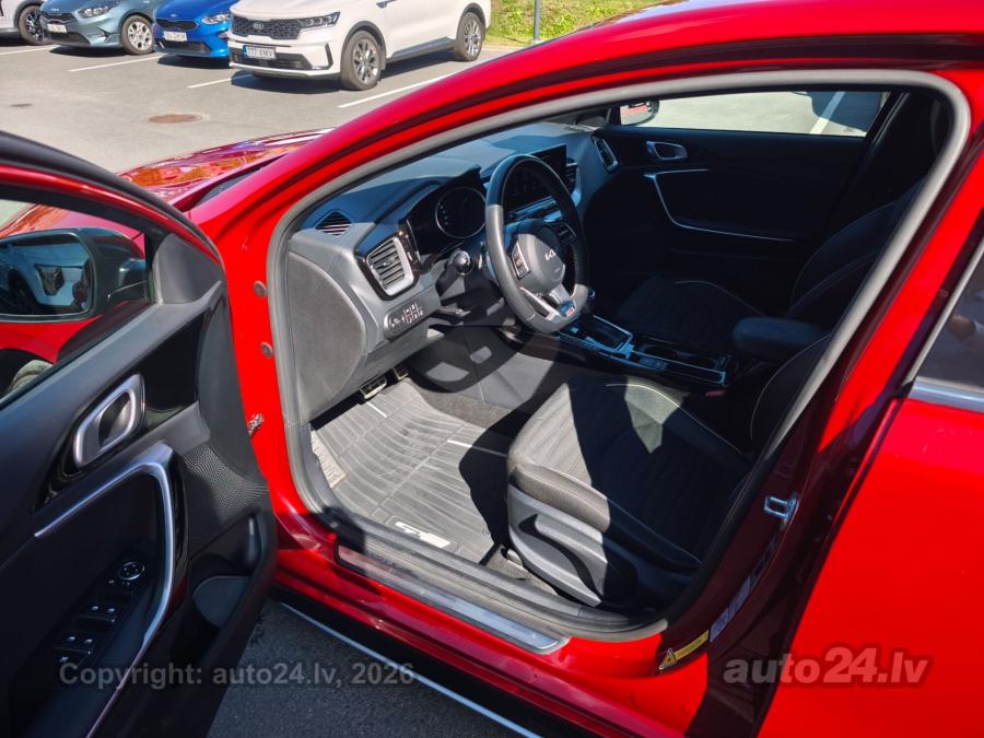 Red Kia Ceed 2023 in Tallinn, with an engine capacity of 1.50 L and mileage of 38 thousand km for 22800 €, photo 13 on AUTOMOTO.COM.LV