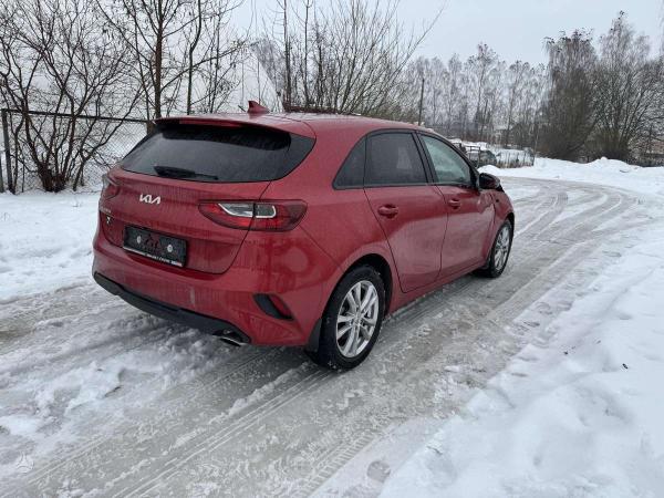 Red Kia Ceed 2024 in Kaunas, with an engine capacity of 1.00 L and mileage of 28 thousand km for 7900 €, photo 8 on AUTOMOTO.COM.LV