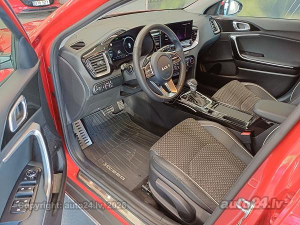 Sarkans Kia Ceed 2024 Tallina, ar dzinēja tilpumu 1.50 L un nobraukumu 28 tūkst. km par 24900 €, foto 9 vietnē AUTOMOTO.COM.LV
