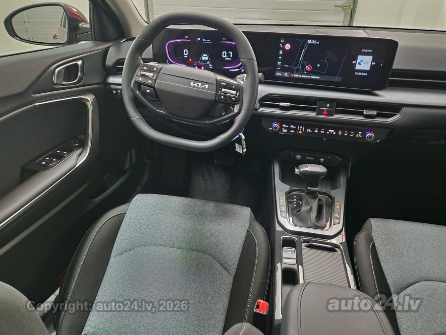 Sarkans Kia Ceed 2026 Hāpsalu, ar dzinēja tilpumu 1.60 L un nobraukumu 0 tūkst. km par 27540 €, foto 11 vietnē AUTOMOTO.COM.LV