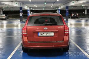 Red Kia Ceed 2007 in Riga, with an engine capacity of 1.60 L and mileage of 259 thousand km for 1767 €, photo 8 on AUTOMOTO.COM.LV