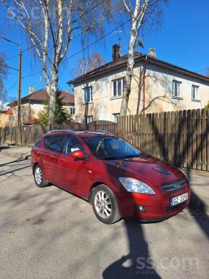 Red Kia Ceed 2007 in Riga, with an engine capacity of 1.60 L and mileage of 259 thousand km for 1767 €, photo 20 on AUTOMOTO.COM.LV