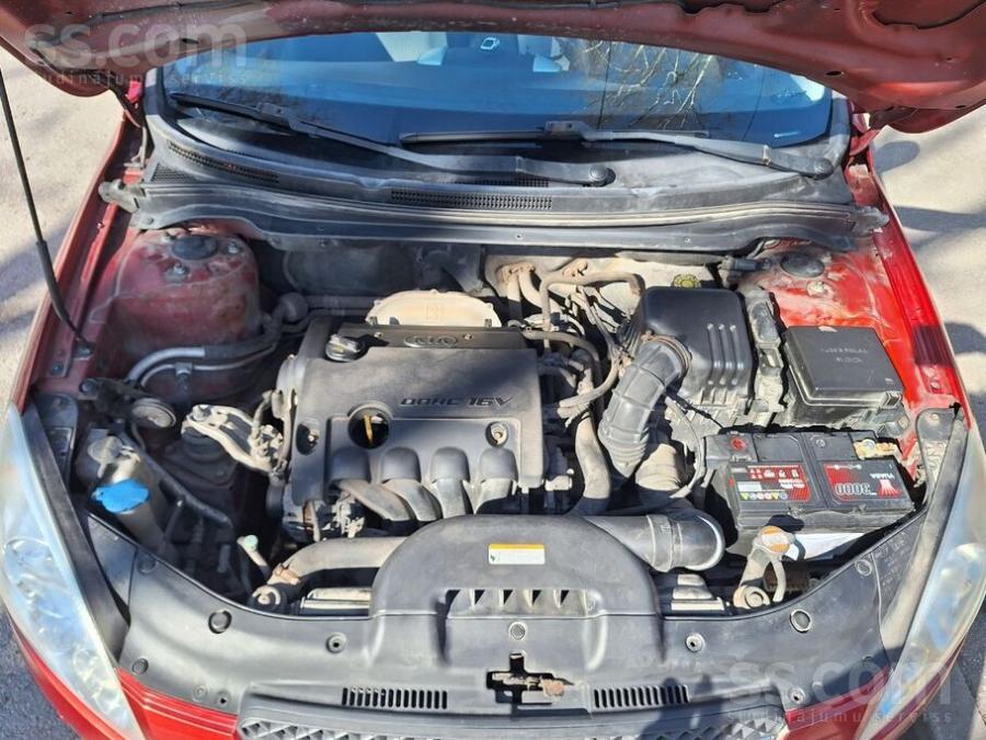 Red Kia Ceed 2007 in Riga, with an engine capacity of 1.60 L and mileage of 259 thousand km for 1767 €, photo 21 on AUTOMOTO.COM.LV