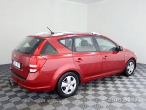 Красный Киа Сид 2009 в Таллин, объемом двигателя 1.60 л и пробегом 277 тыс. км за 1999 €, фото 4 на AUTOMOTO.COM.LV