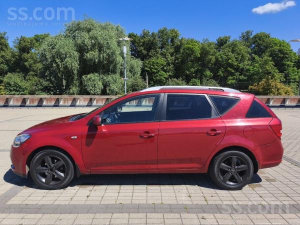 Sarkans Kia Ceed 2011 Rīga, ar dzinēja tilpumu 1.60 L un nobraukumu 191 tūkst. km par 1900 €, foto 3 vietnē AUTOMOTO.COM.LV