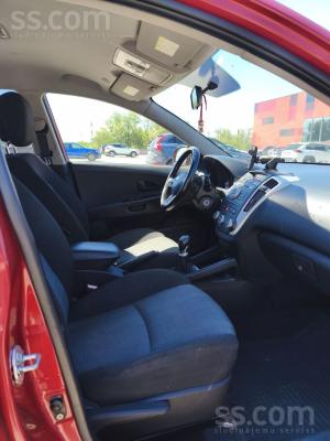 Red Kia Ceed 2011 in Riga, with an engine capacity of 1.60 L and mileage of 191 thousand km for 1900 €, photo 12 on AUTOMOTO.COM.LV