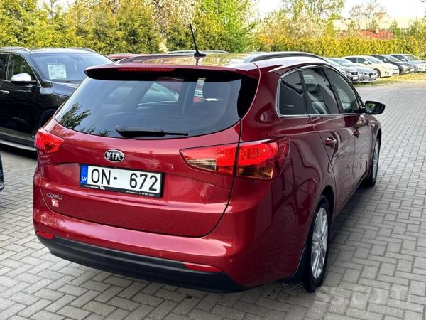 Sarkans Kia Ceed 2014 Rīga, ar dzinēja tilpumu 1.60 L un nobraukumu 199 tūkst. km par 7900 €, foto 3 vietnē AUTOMOTO.COM.LV