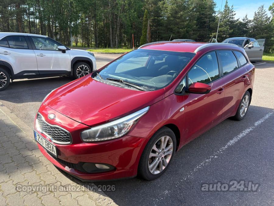 Sarkans Kia Ceed 2014 Rapla, ar dzinēja tilpumu 1.60 L un nobraukumu 168 tūkst. km par 3800 €, foto 1 vietnē AUTOMOTO.COM.LV