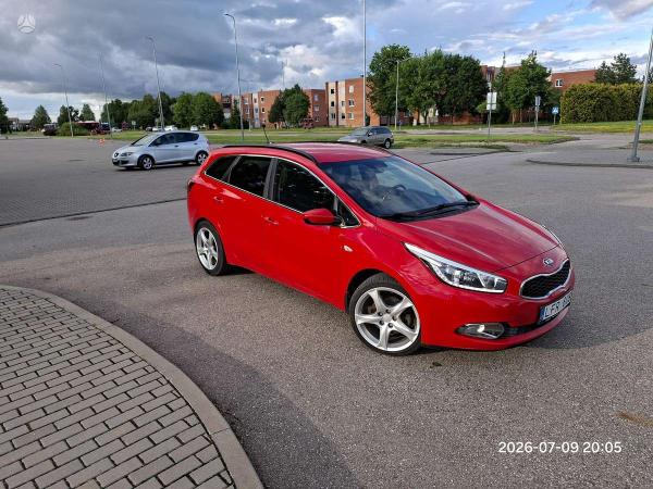 Sarkans Kia Ceed 2014 Kauņa, ar dzinēja tilpumu 1.59 L un nobraukumu 186 tūkst. km par 6100 €, foto 6 vietnē AUTOMOTO.COM.LV