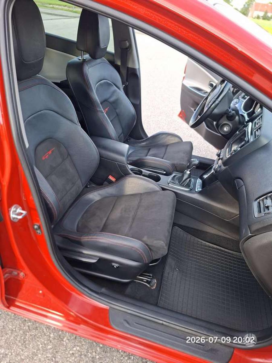 Red Kia Ceed 2014 in Kaunas, with an engine capacity of 1.59 L and mileage of 186 thousand km for 6100 €, photo 15 on AUTOMOTO.COM.LV