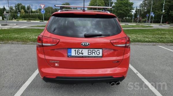 Red Kia Ceed 2016 in Valka, with an engine capacity of 1.60 L and mileage of 186 thousand km for 8900 €, photo 4 on AUTOMOTO.COM.LV