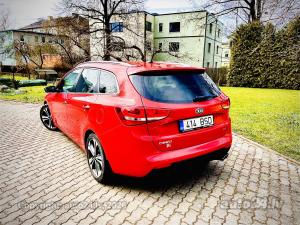 Red Kia Ceed 2016 in Tallinn, with an engine capacity of 1.00 L and mileage of 169 thousand km for 7999 €, photo 4 on AUTOMOTO.COM.LV
