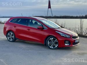 Red Kia Ceed 2016 in Riga, with an engine capacity of 1.60 L and mileage of 185 thousand km for 5600 €, photo 4 on AUTOMOTO.COM.LV