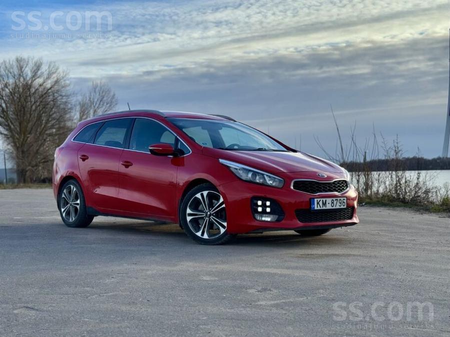 Red Kia Ceed 2016 in Riga, with an engine capacity of 1.60 L and mileage of 185 thousand km for 5600 €, photo 5 on AUTOMOTO.COM.LV