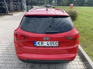 Sarkans Kia Ceed 2017 Jelgava, ar dzinēja tilpumu 1.60 L un nobraukumu 180 tūkst. km par 5250 €, foto 5 vietnē AUTOMOTO.COM.LV